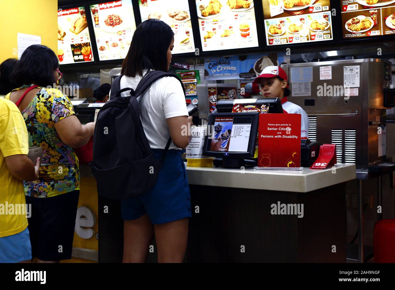 Jollibee restaurant hi-res stock photography and images - Alamy