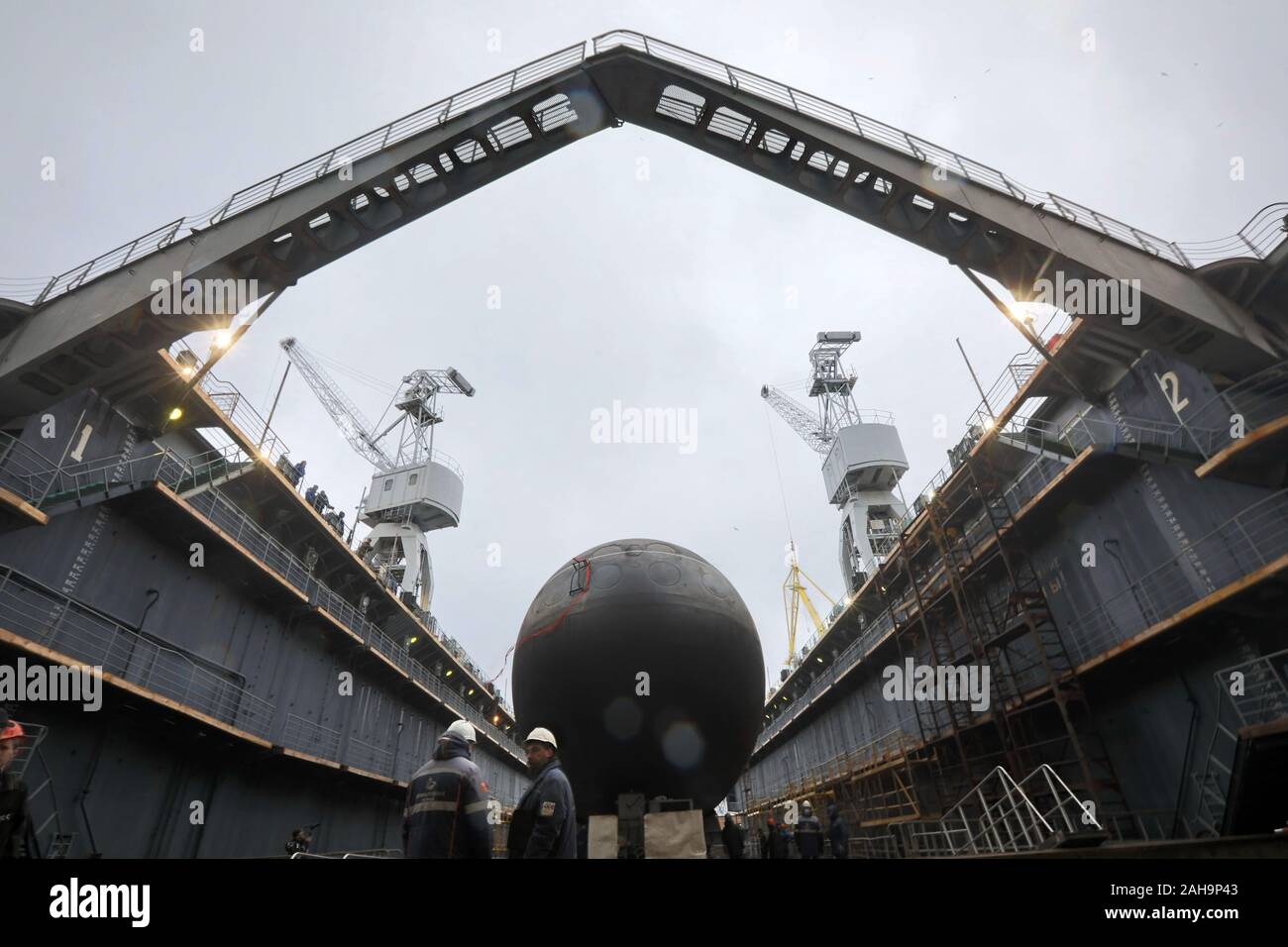 December 26, 2019. - Russia, Saint Petersburg. - Admiralty Shipyards ...