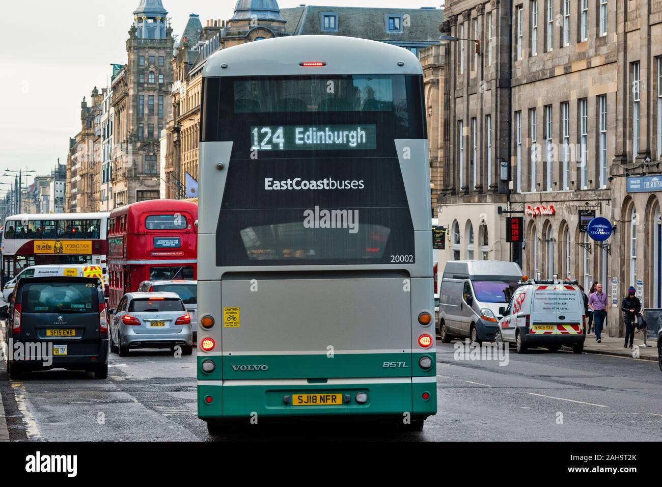 EDINBURGH SCOTLAND WINTER TIME CITY VIEW PRINCES STREET BUSES ON THE ...