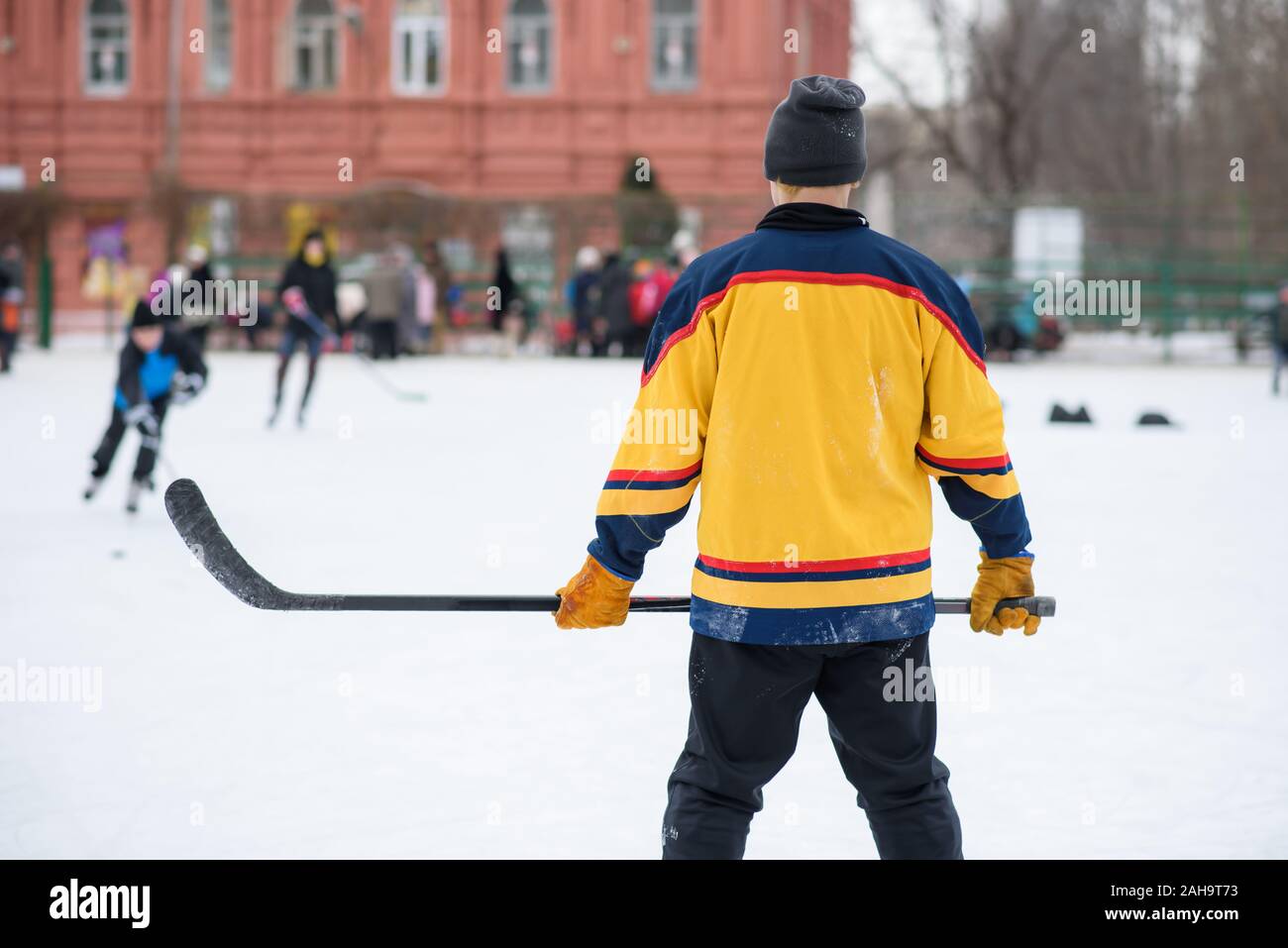 amateur hockey team plays on the ice Stock Photo - Alamy