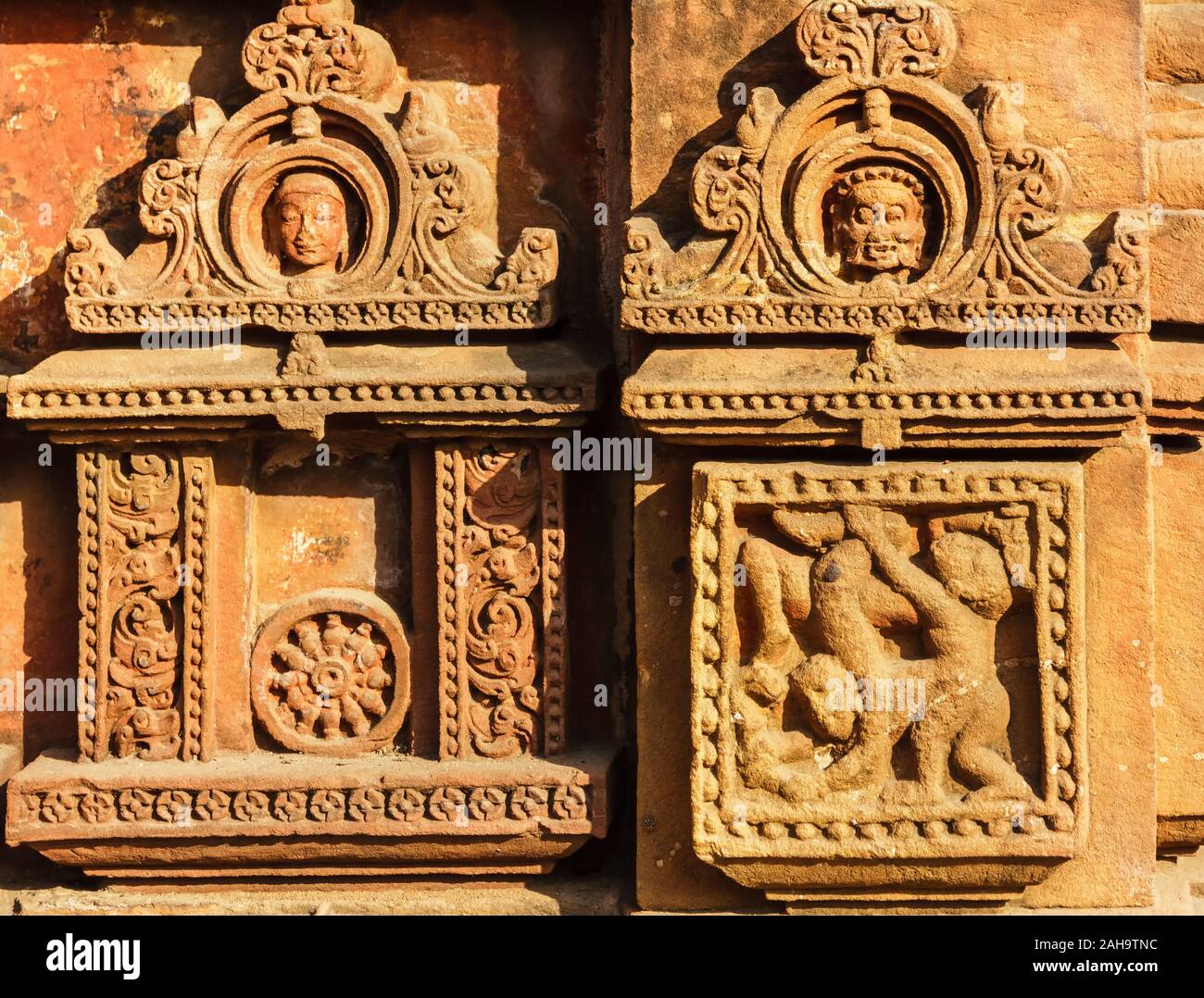 Orissa india temple carving hi-res stock photography and images - Alamy