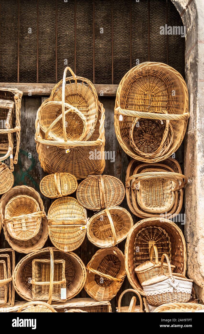 Handmade garden baskets hi-res stock photography and images - Alamy