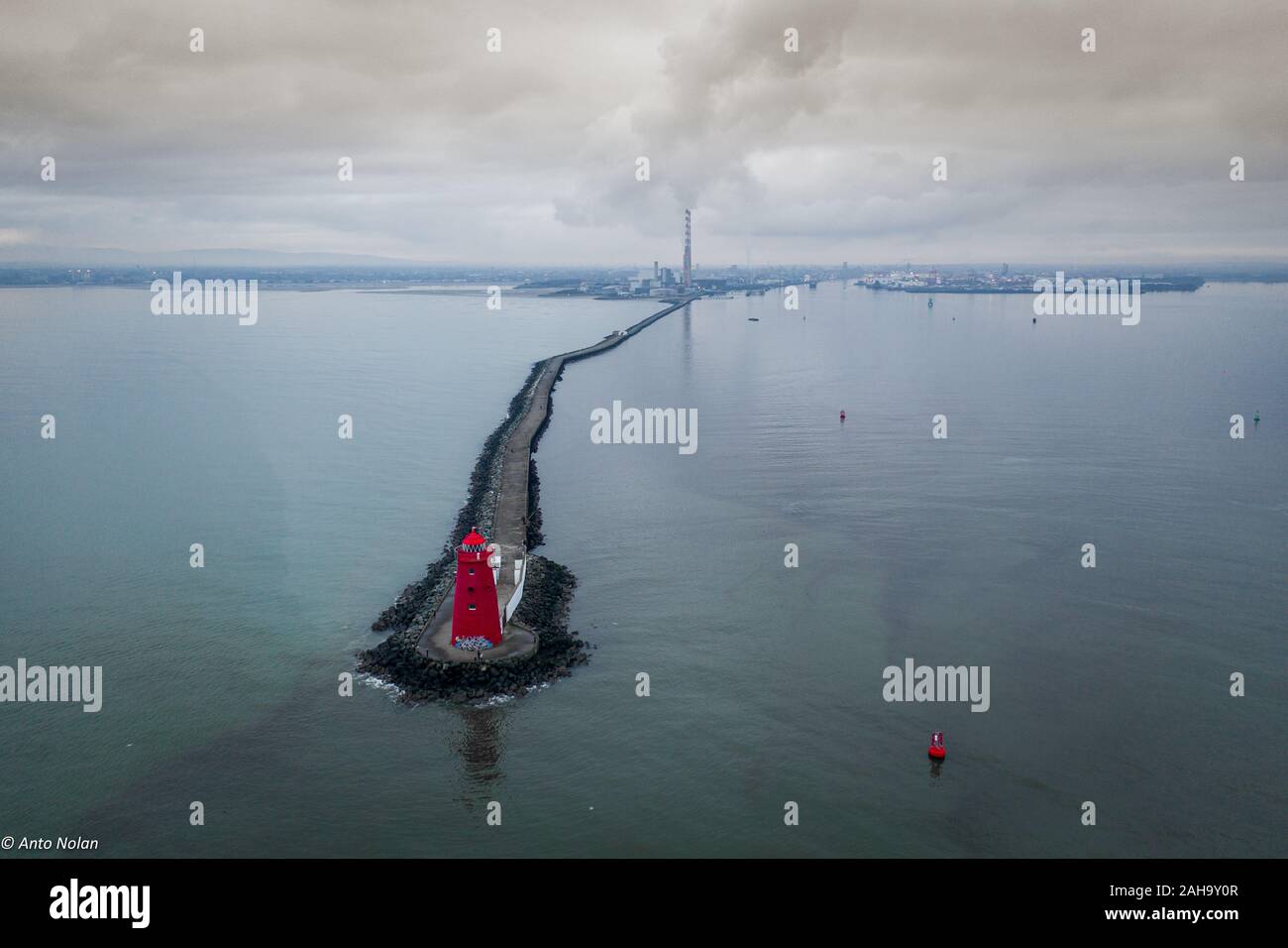 Dublin bay poolbeg lighthouse hi-res stock photography and images - Alamy