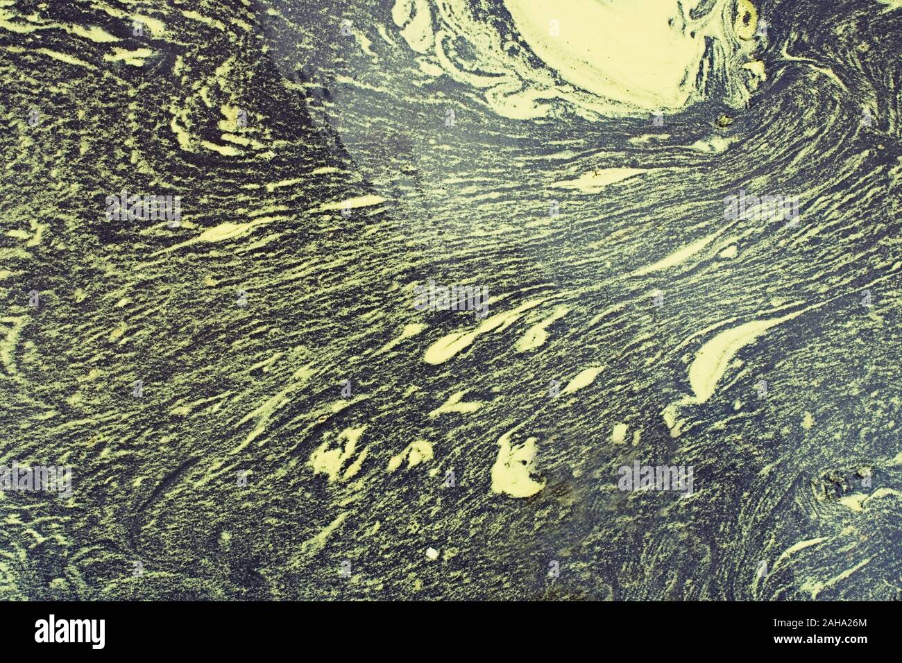 Chemtrail sprayed across the sky cause of rain water pollution ...