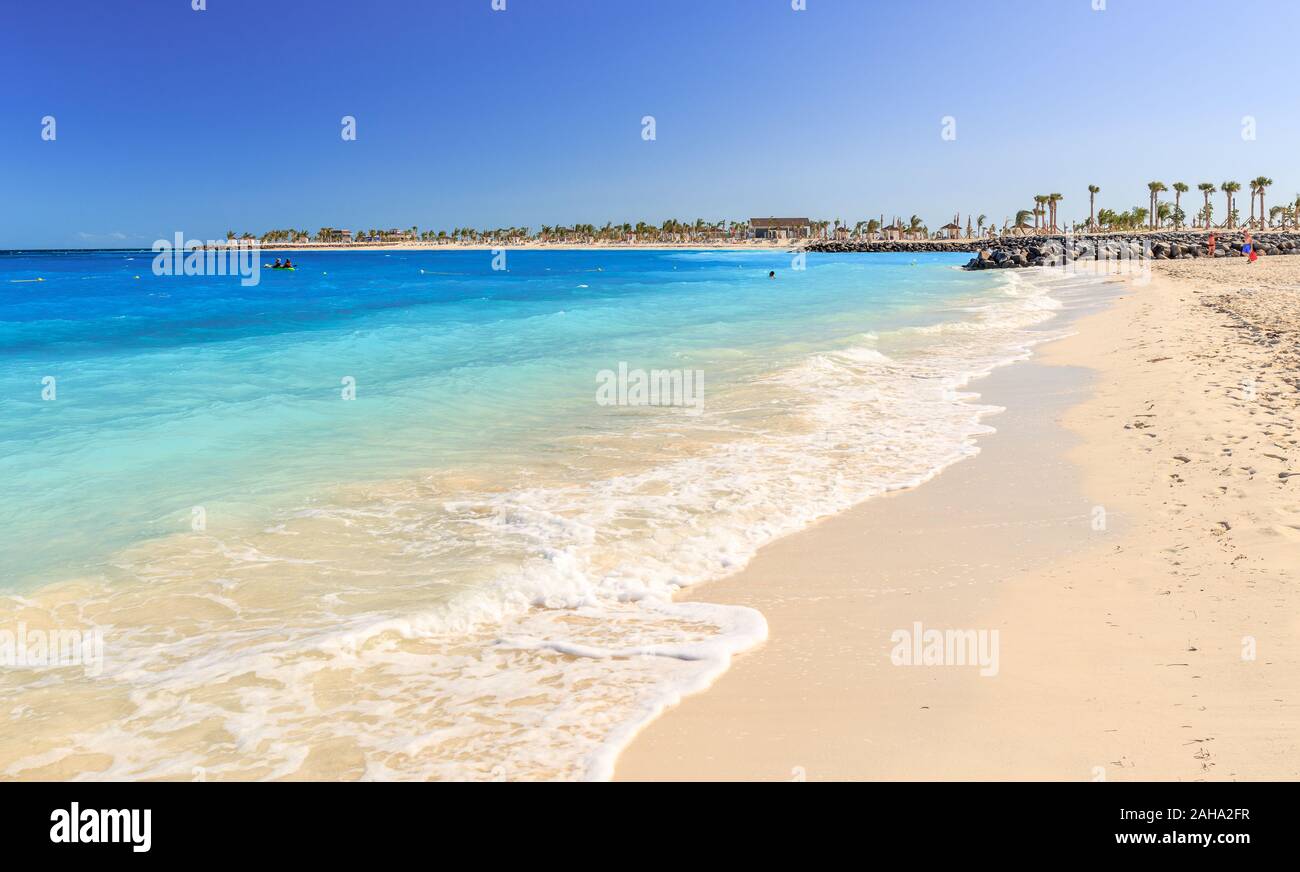 Shades of blue on a Bahamas island Stock Photo - Alamy