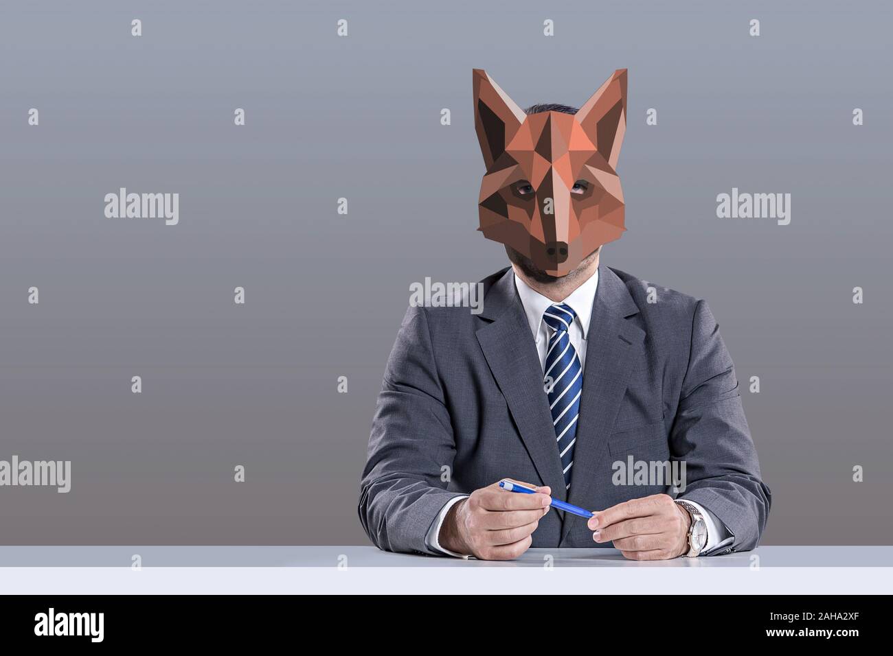 Sneaky office hi-res stock photography and images - Alamy