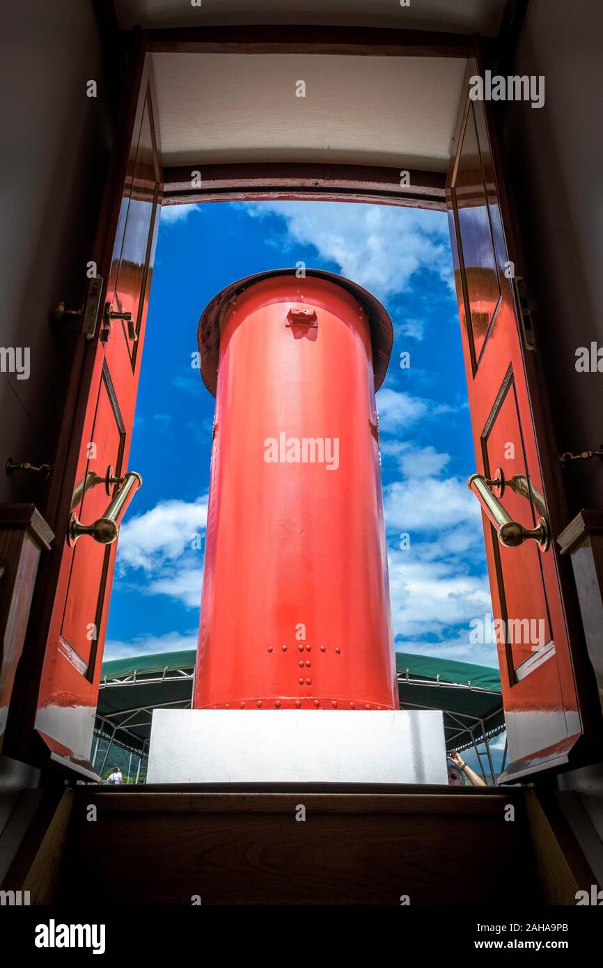 Inside steam locomotive cabin hi-res stock photography and images - Alamy