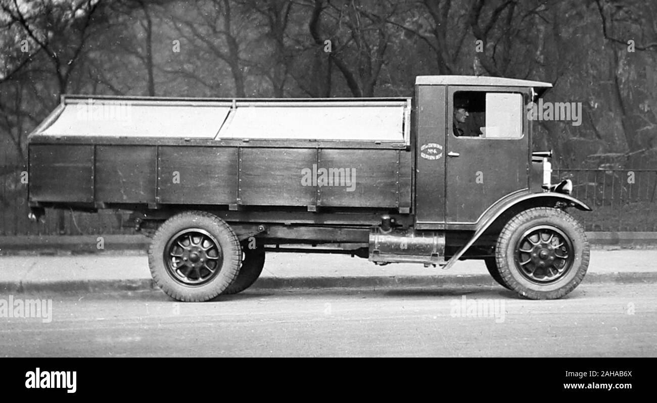 Early 1900s truck hi-res stock photography and images - Alamy