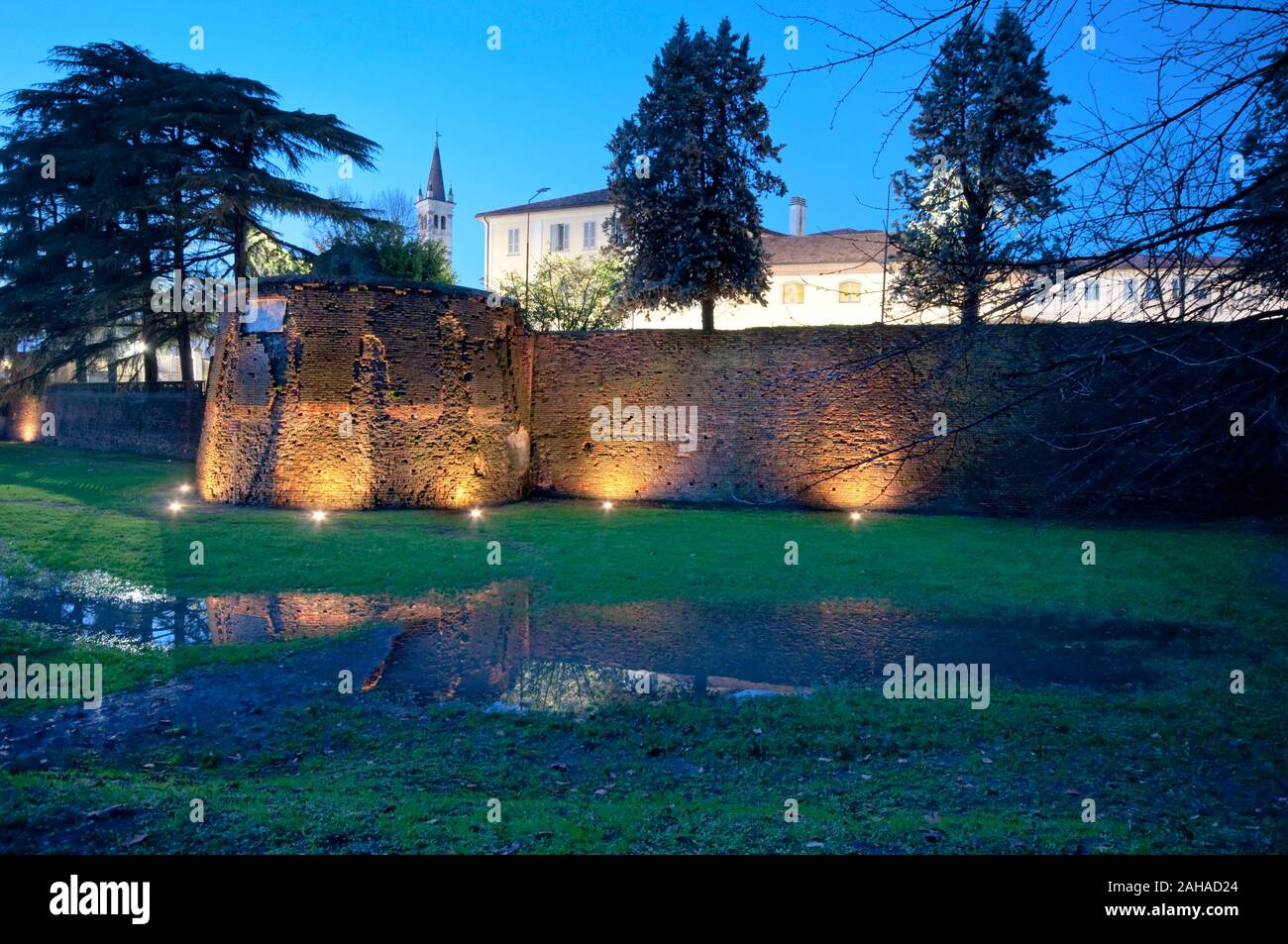 Torrion tower hi-res stock photography and images - Alamy