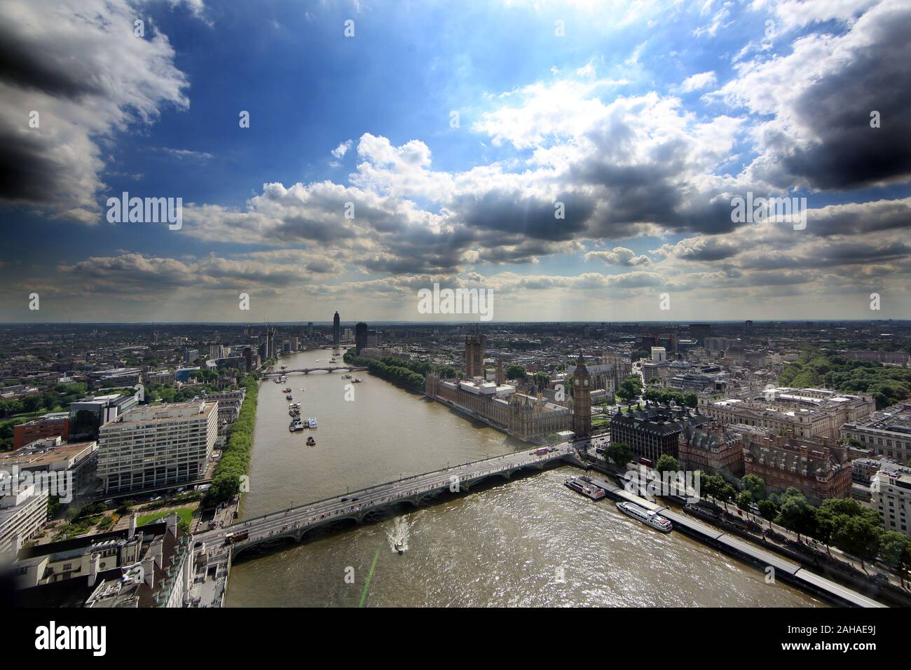 24.05.2017, London, , Great Britain - View of the City with the Palace ...
