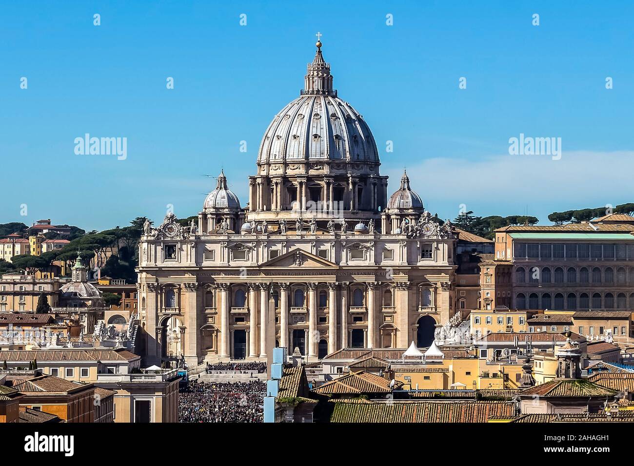 Petersdom rom hi-res stock photography and images - Alamy