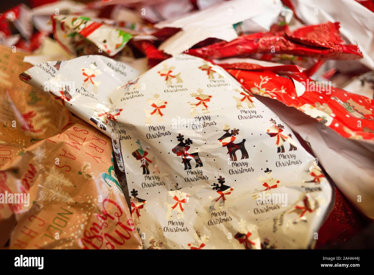 Ripped gift wrapping paper hi-res stock photography and images - Alamy