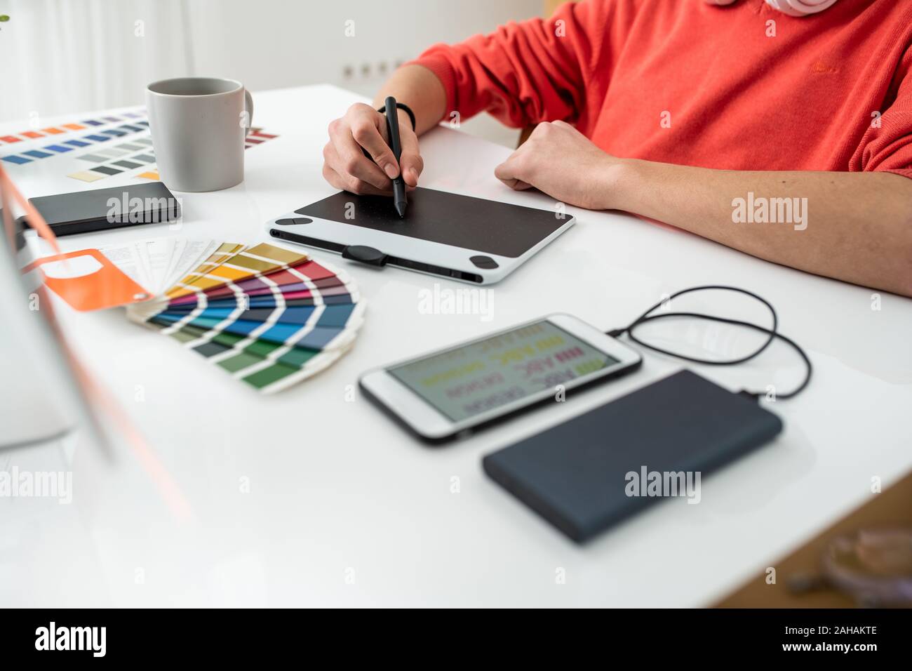 Computer tablet stylus close up hi-res stock photography and images - Alamy