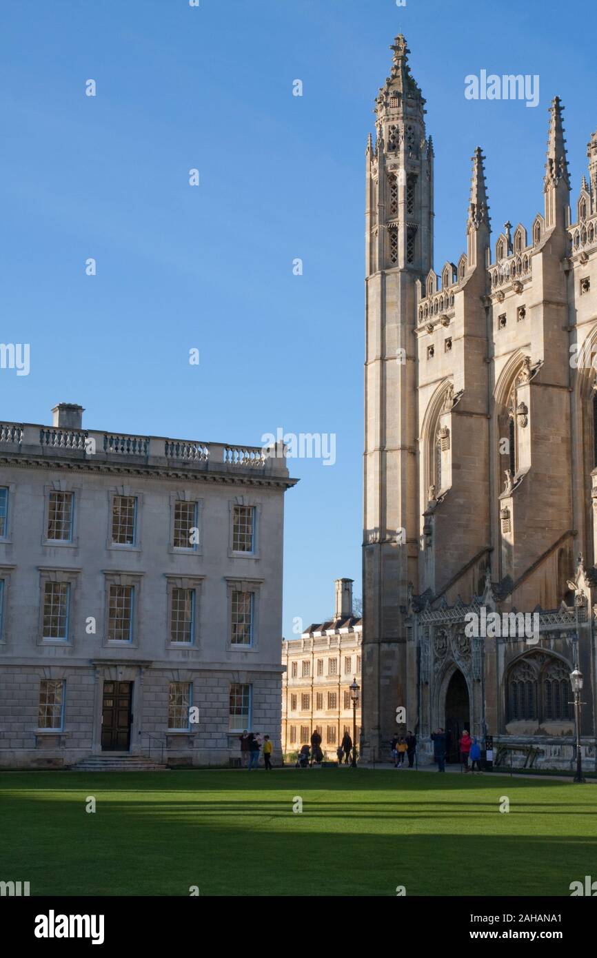 Perpendicular architecture hi-res stock photography and images - Alamy