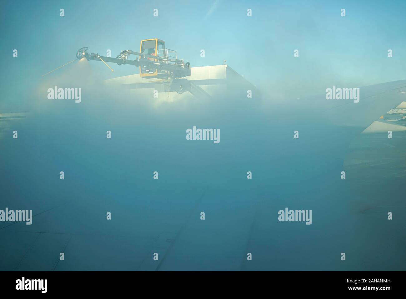 Iced runway hi-res stock photography and images - Alamy