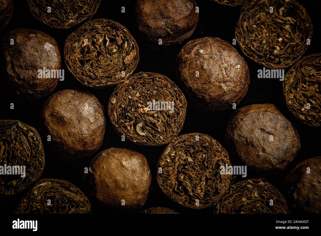 Cigars / Cuban Cigars: Traditional hand rolled tobacco stored in ...