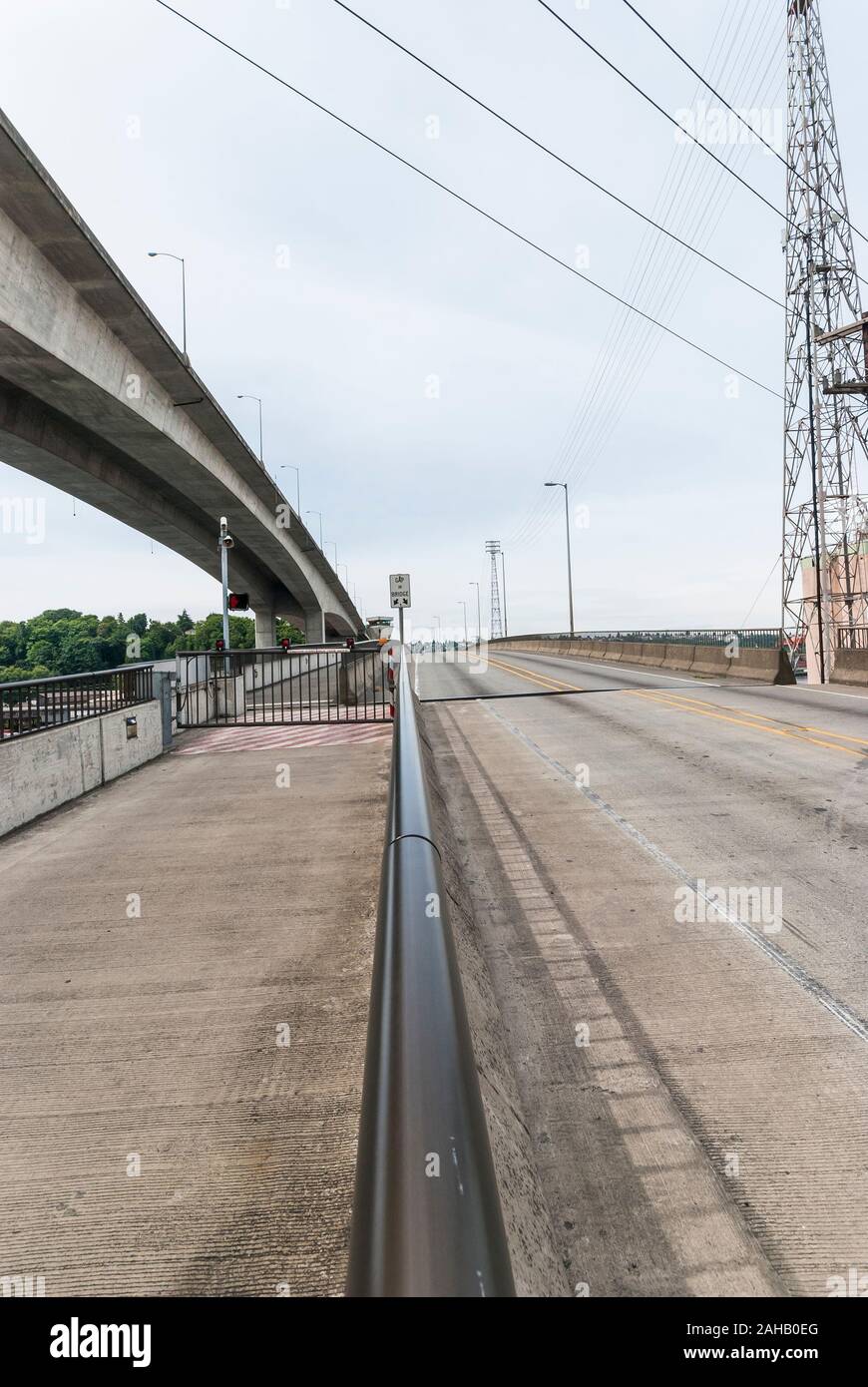 Swing bridge and sign hi-res stock photography and images - Alamy