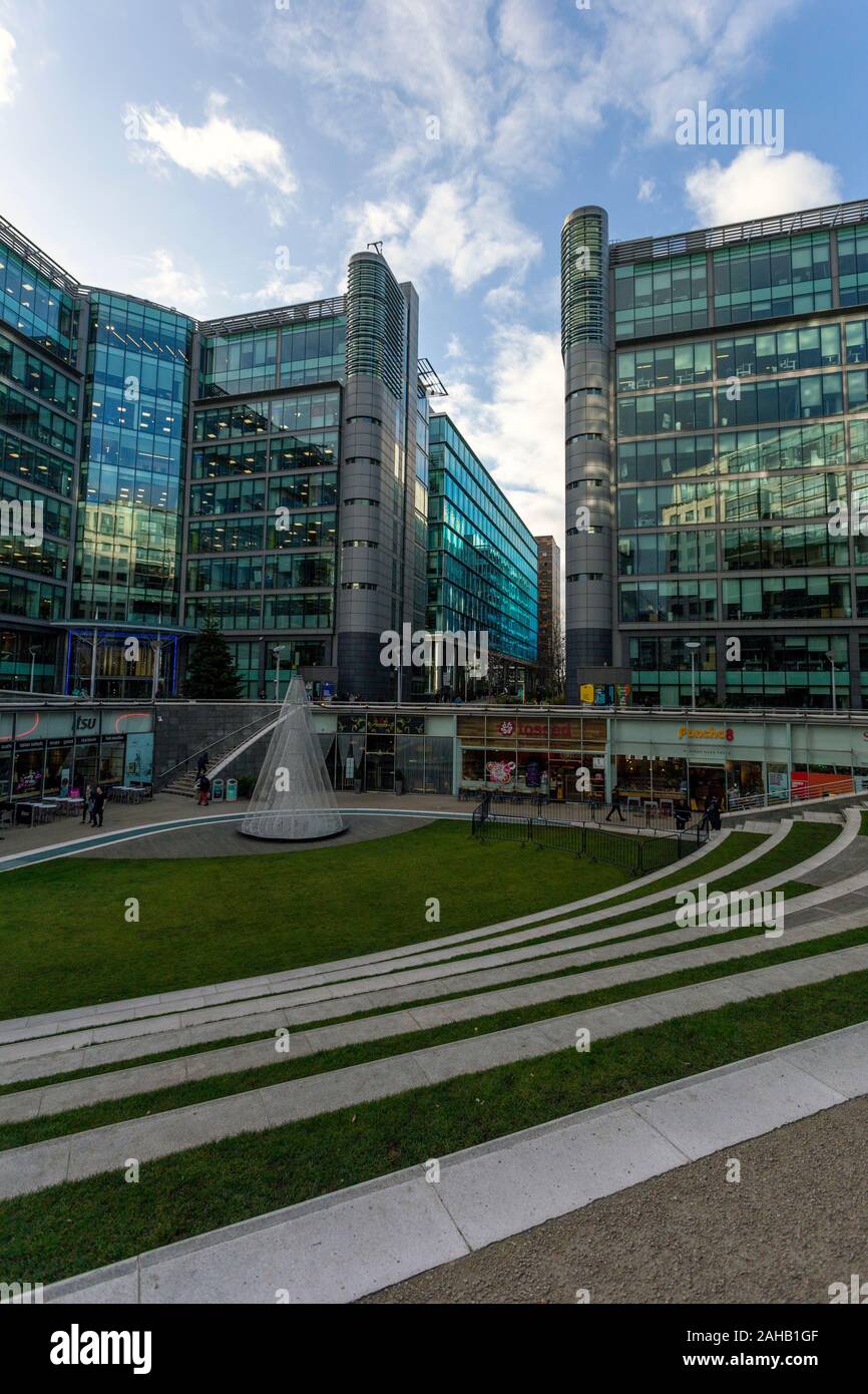 Sheldon square london hi-res stock photography and images - Alamy