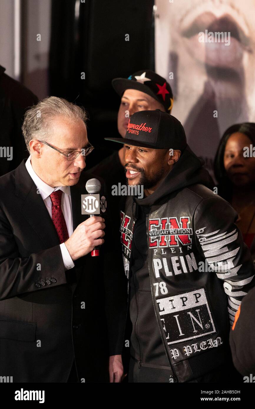 Las Vegas, NV, USA. 27th Dec, 2019. Floyd Mayweather at the Gervonta ...