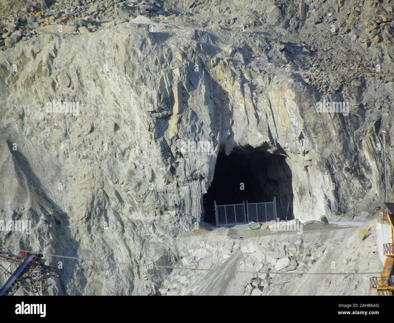 Norwegian Olivine mine, North Cape Minerals, Sibelco, AS Olivin ...