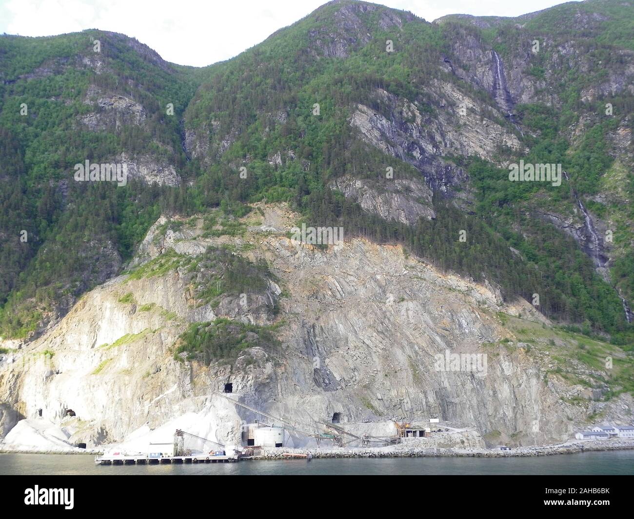 Norwegian Olivine mine, North Cape Minerals, Sibelco, AS Olivin ...