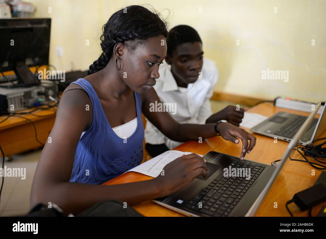 Catholique catholic hi-res stock photography and images - Alamy