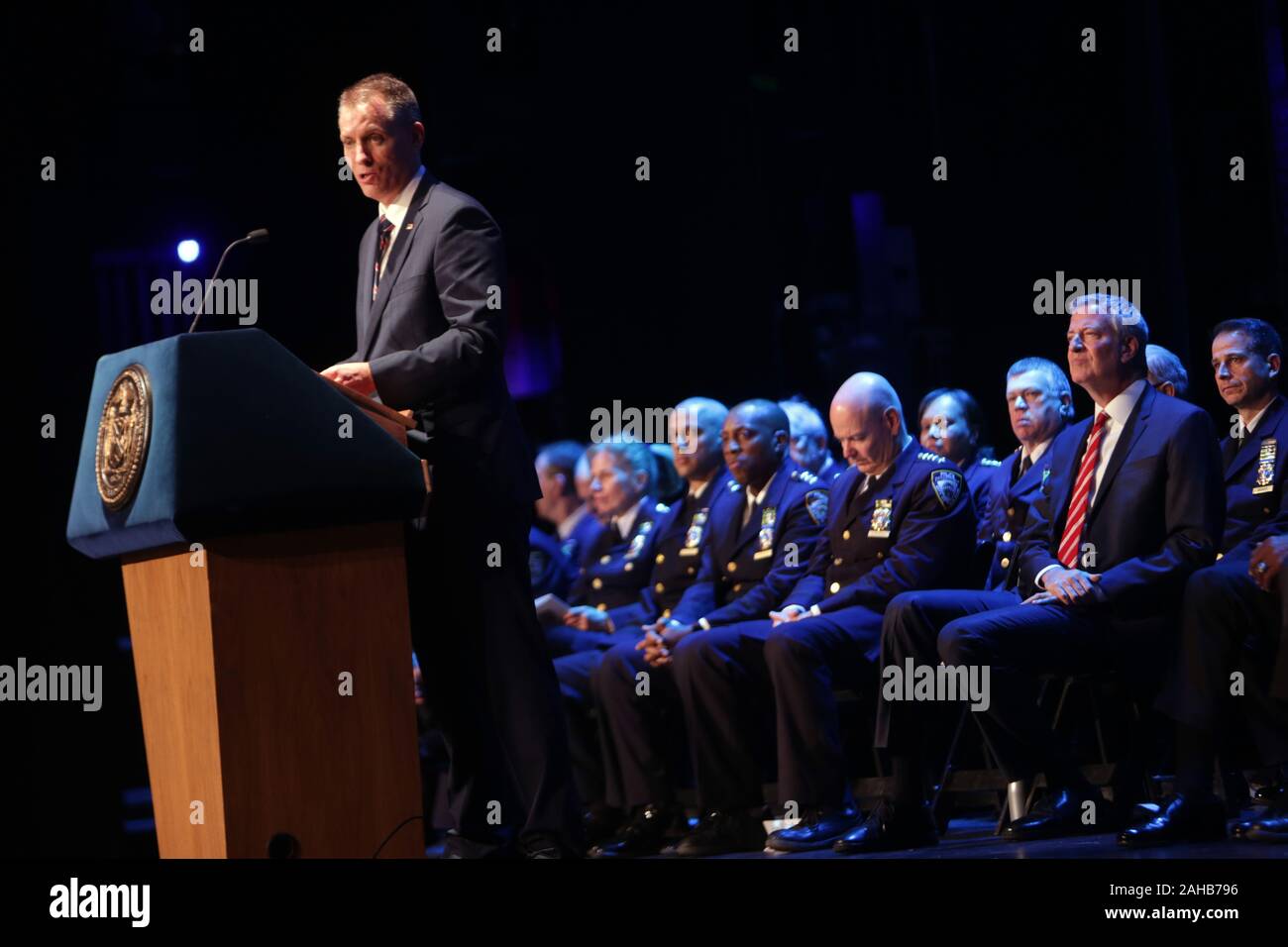 Nypd commissioner dermont shea hi-res stock photography and images - Alamy