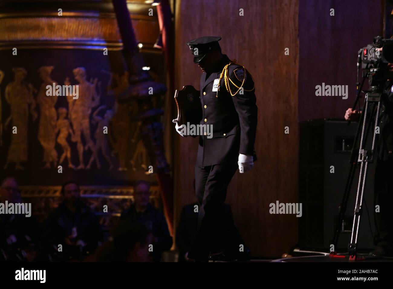 Nypd commissioner dermont shea hi-res stock photography and images - Alamy