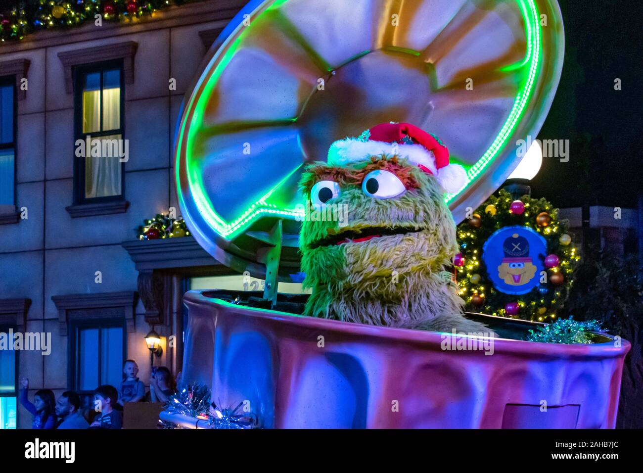 Oscar the grouch hi-res stock photography and images - Alamy
