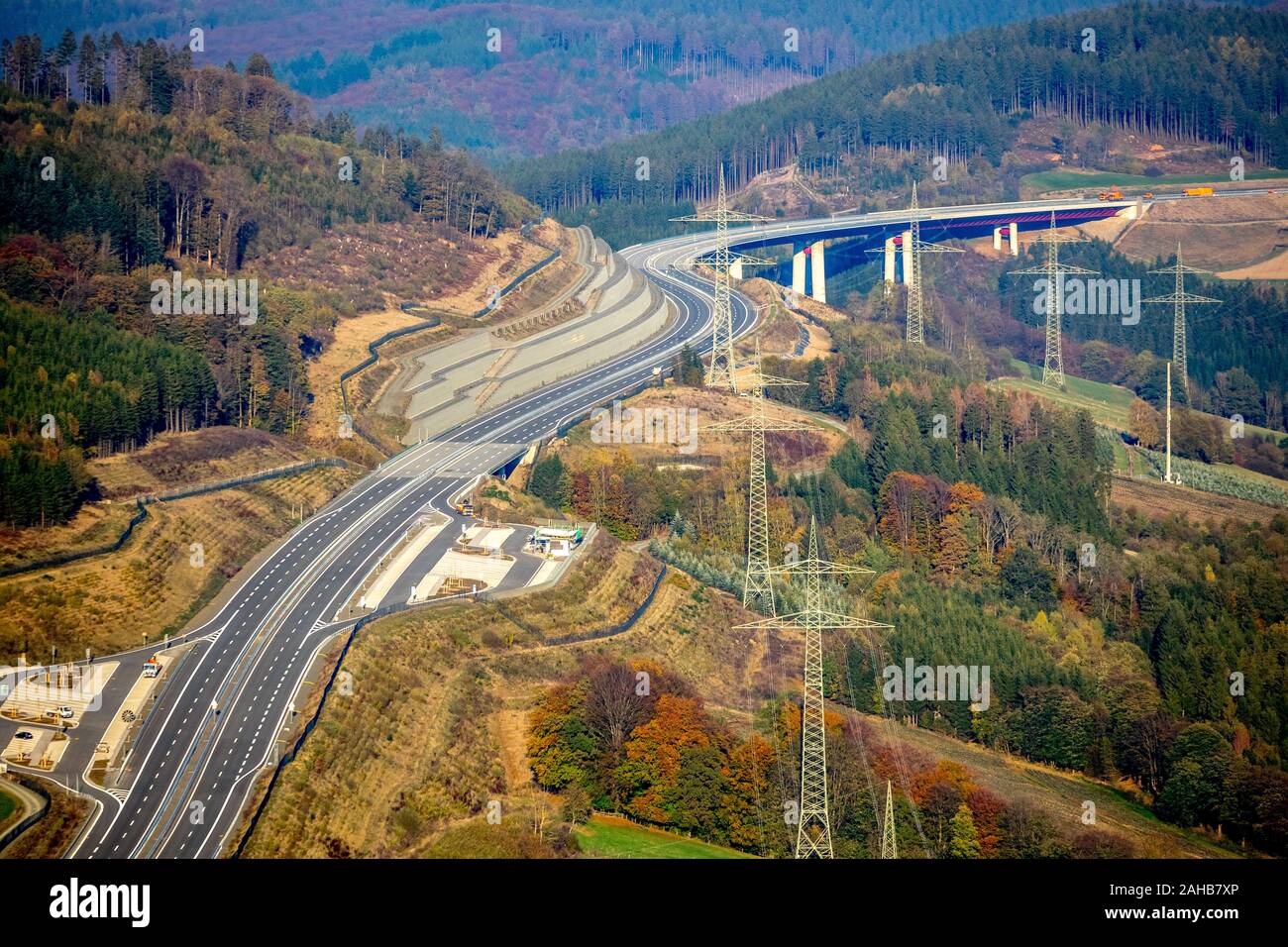 Motorway aerial hi-res stock photography and images - Alamy