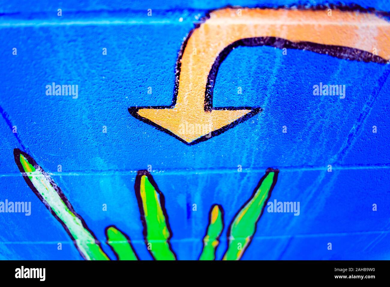 Arrow pointing down on black hi-res stock photography and images - Alamy