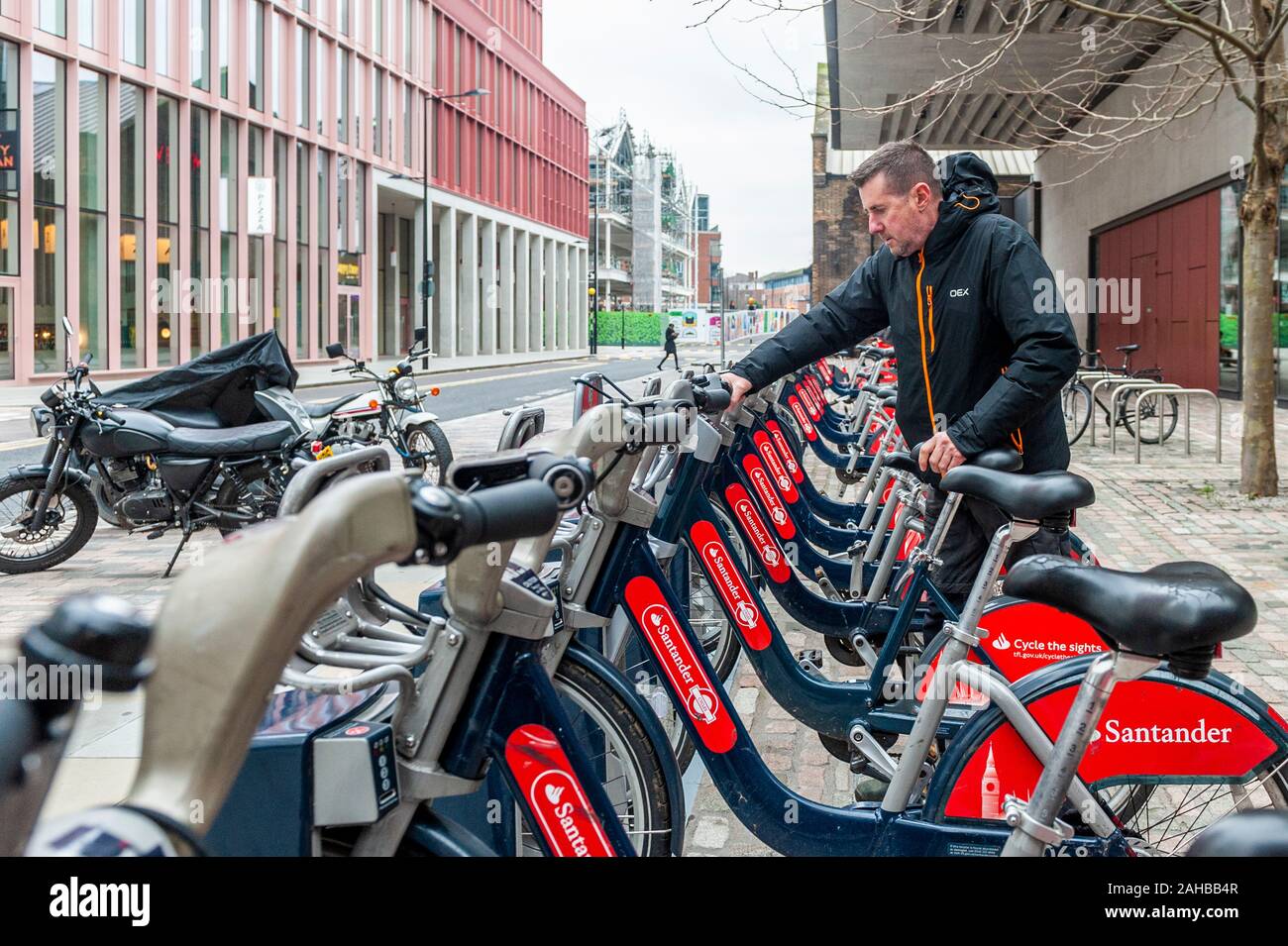 Santander london bikes hi-res stock photography and images - Alamy