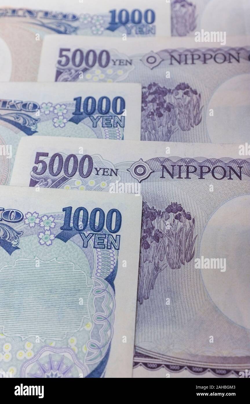 Japanese banknotes hi-res stock photography and images - Alamy