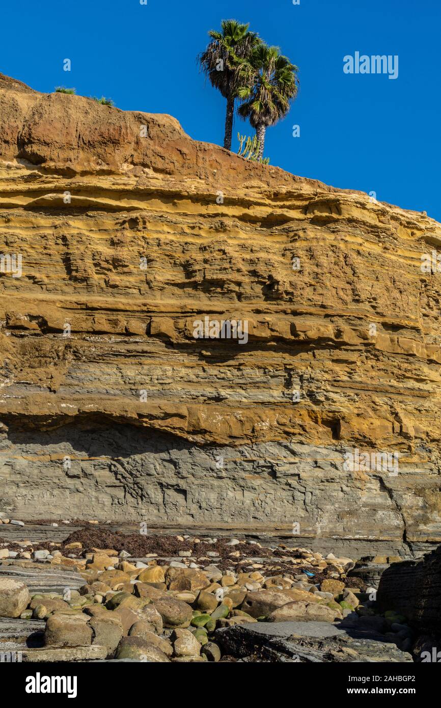 sunset cliffs, san diego ca us, beach/intertidal zone Stock Photo - Alamy