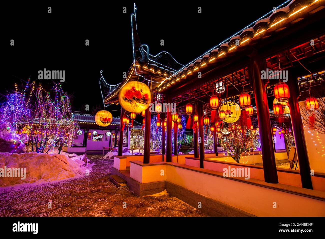 Jiangnan hi-res stock photography and images - Alamy