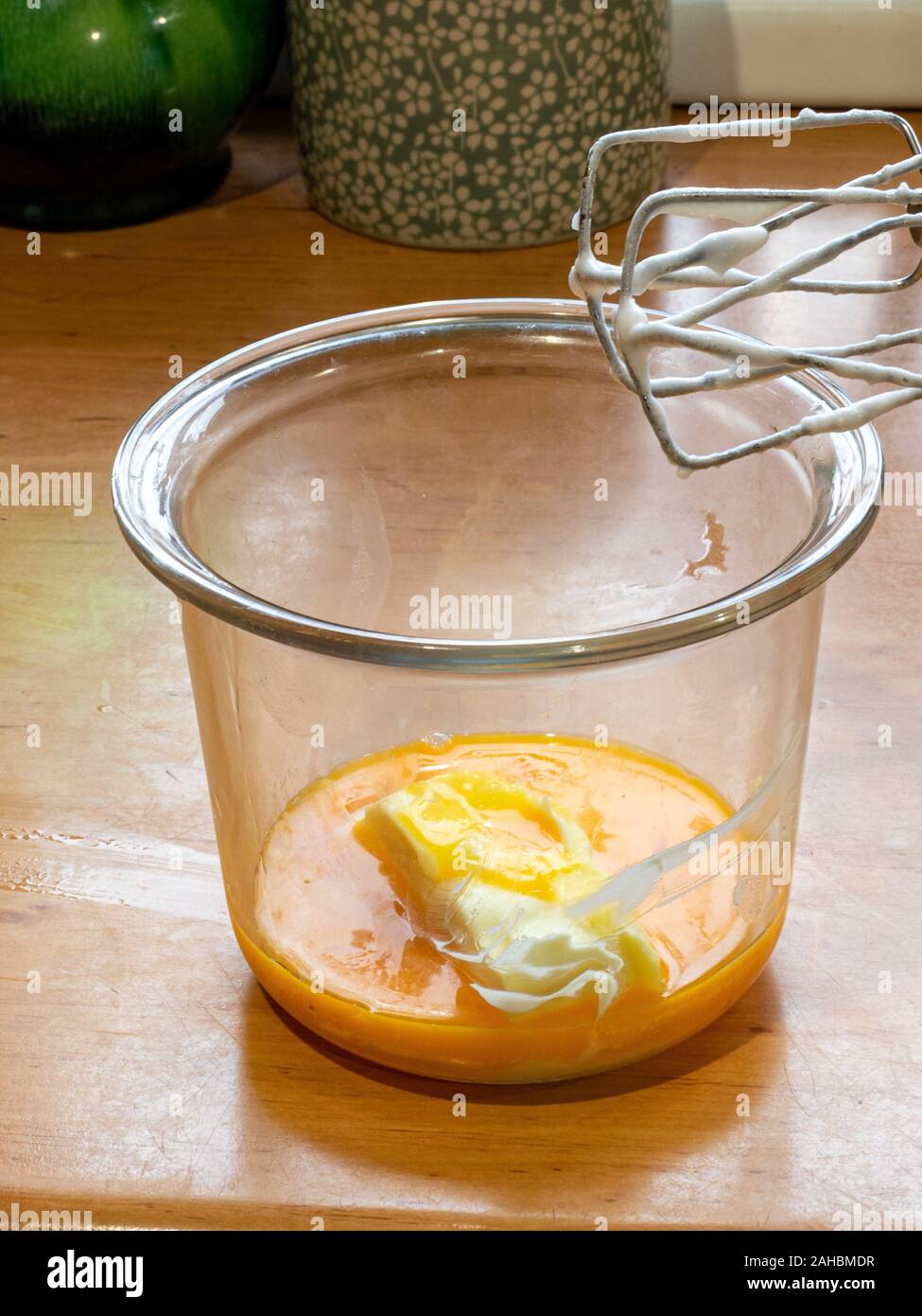 Foaming butter hi-res stock photography and images - Alamy