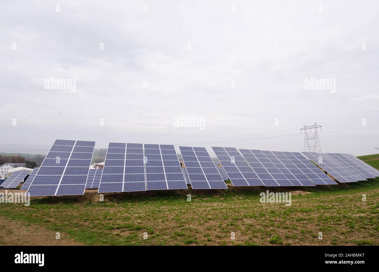 Solar Panel Array On Solar Farm High Resolution Stock Photography and ...