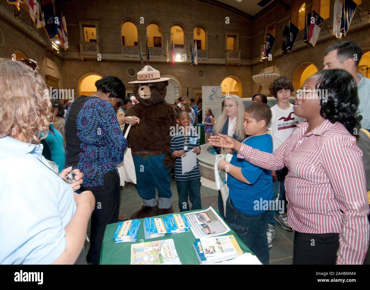 Usda whitten building patio hi-res stock photography and images - Alamy