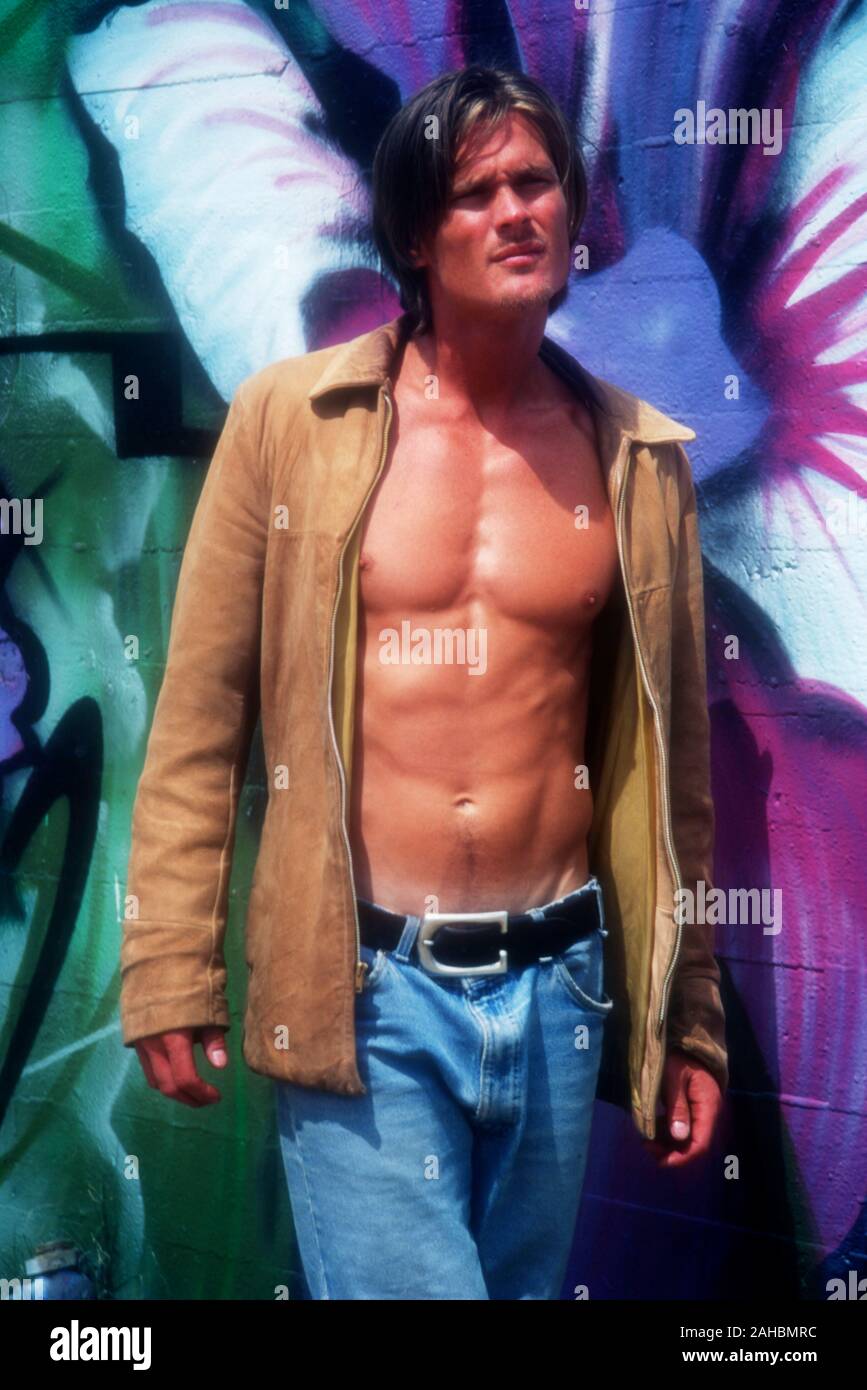 Los Angeles, California, USA 29th April 1995 (Exclusive) Actor/model ...