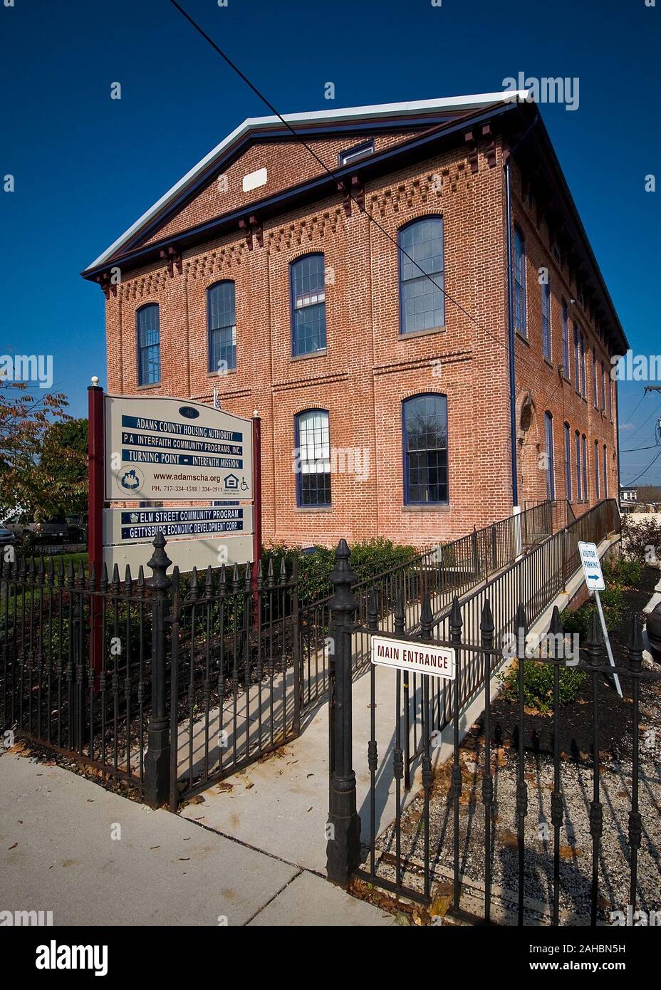 Community facilities hi-res stock photography and images - Alamy