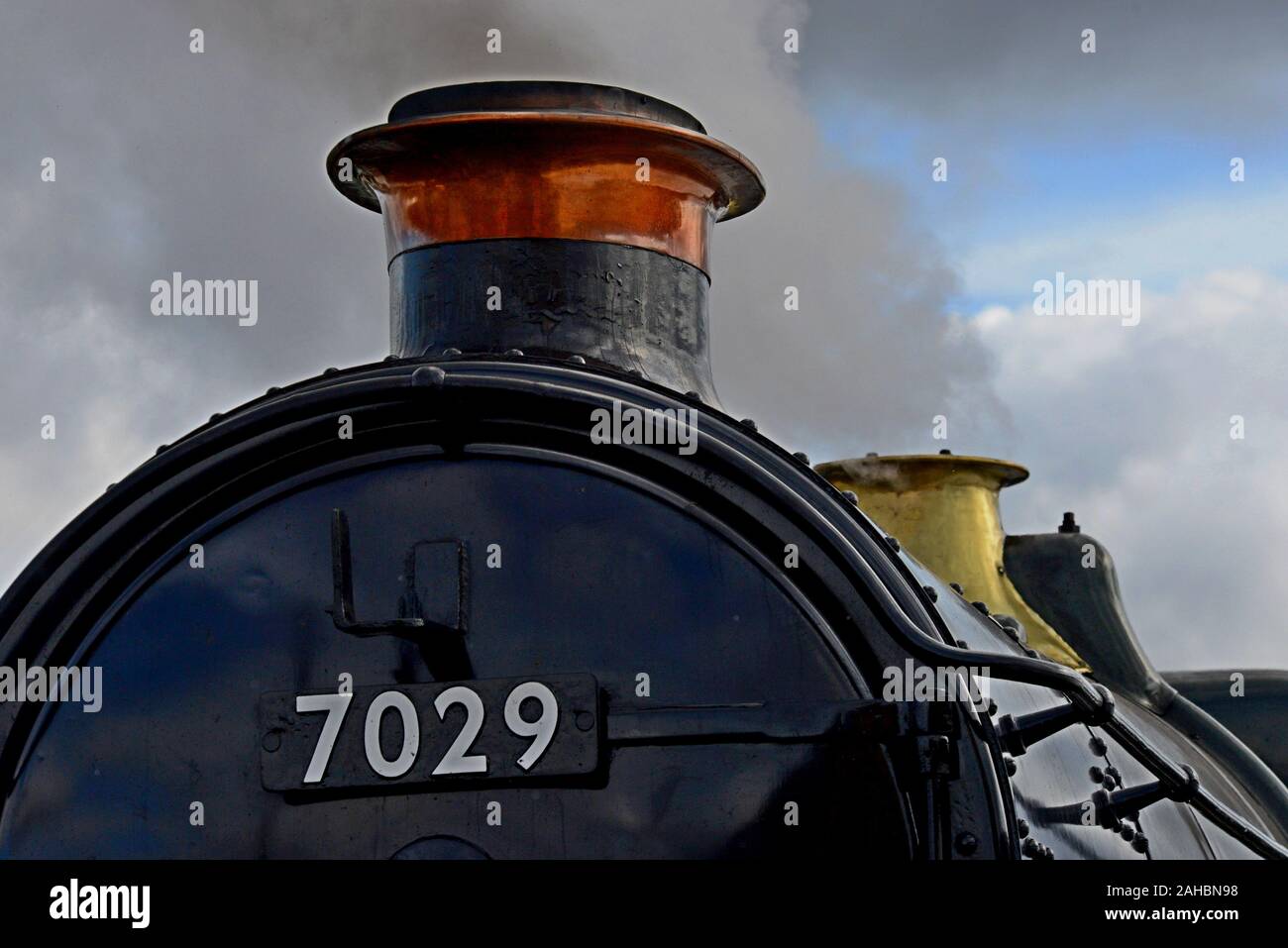 7029 clun castle hi-res stock photography and images - Alamy