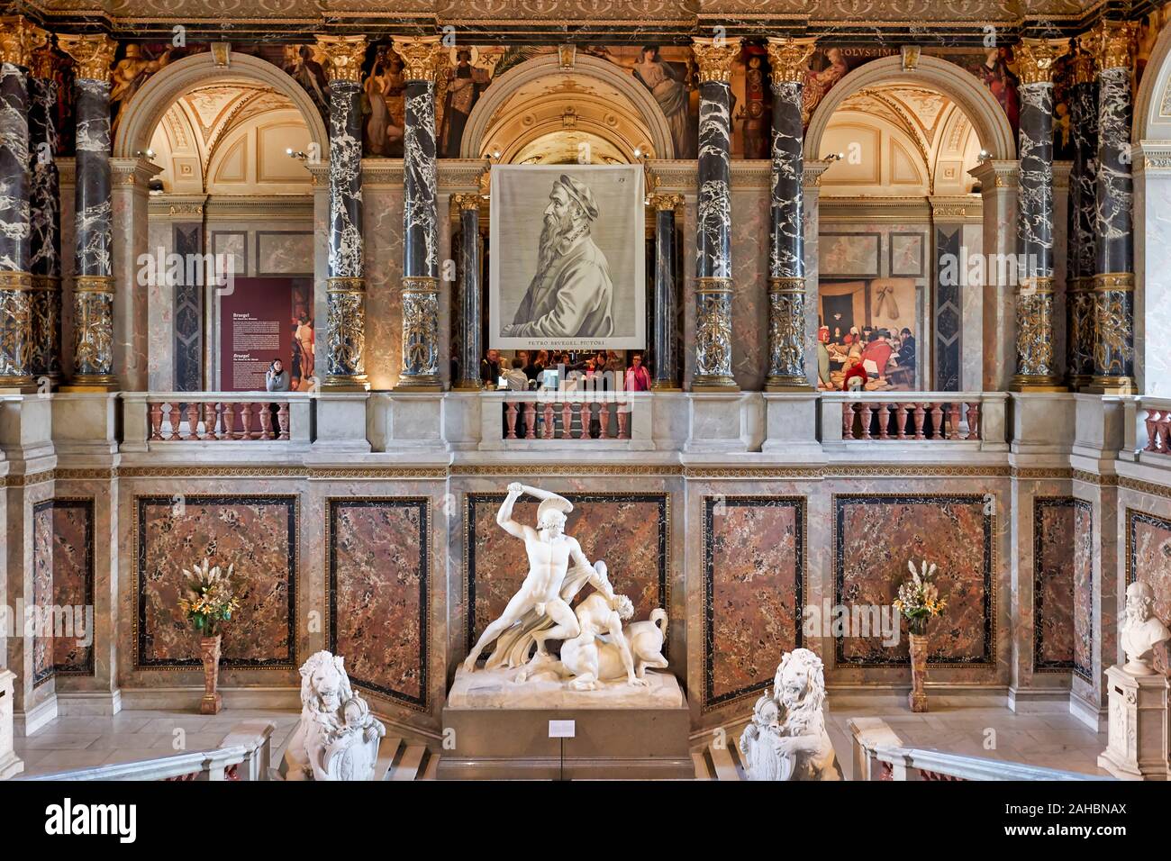 Interior kunsthistorisches museum vienna hi-res stock photography and ...
