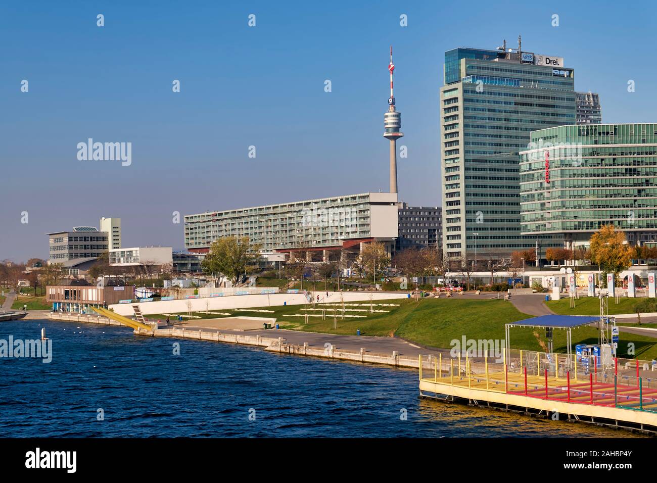 Marina vienna hi-res stock photography and images - Alamy
