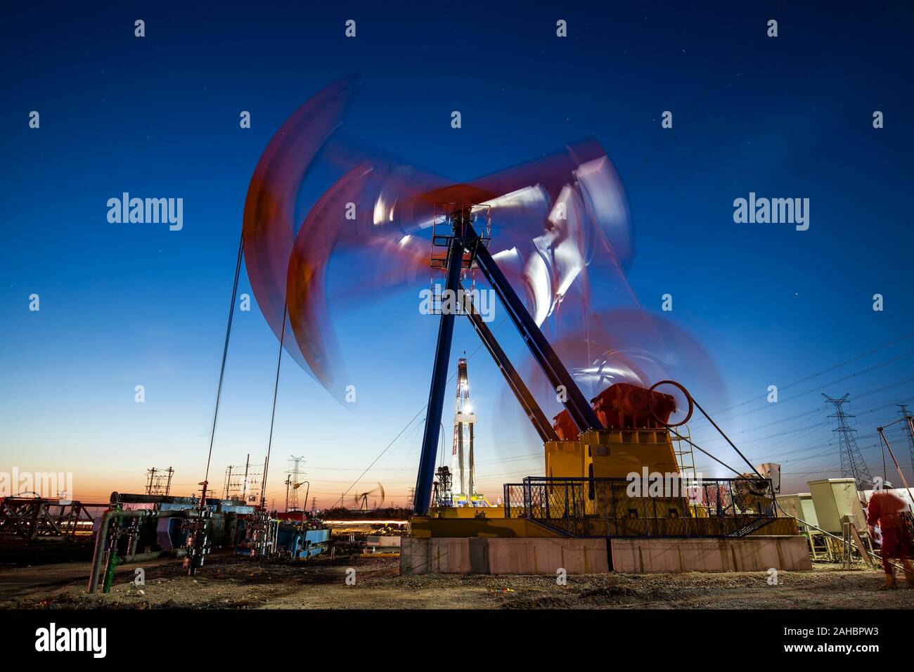 beam pumping unit Stock Photo - Alamy