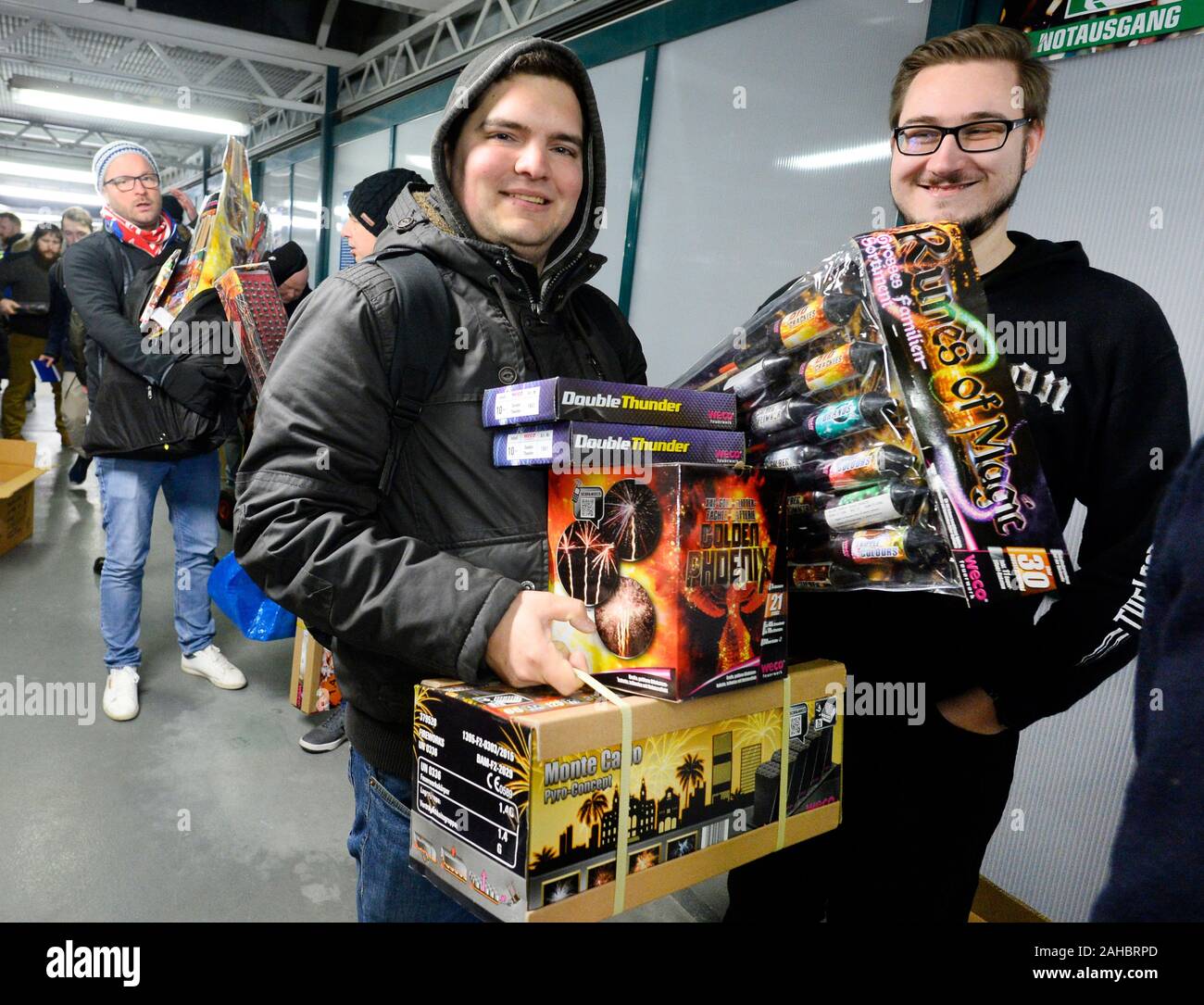 Firework manufacturer hi-res stock photography and images - Alamy