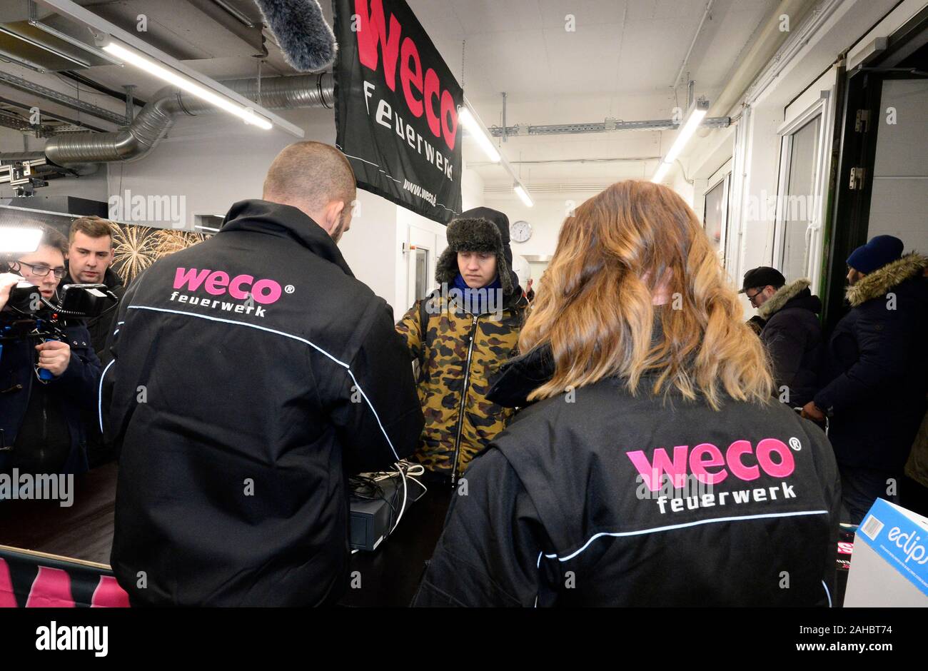 Weco hi-res stock photography and images - Alamy