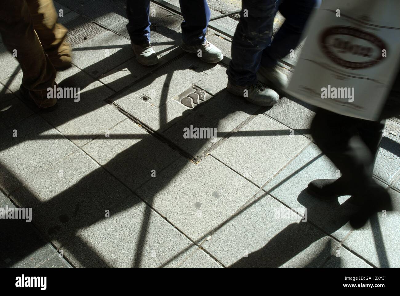 Shadows on path tiles hi-res stock photography and images - Alamy