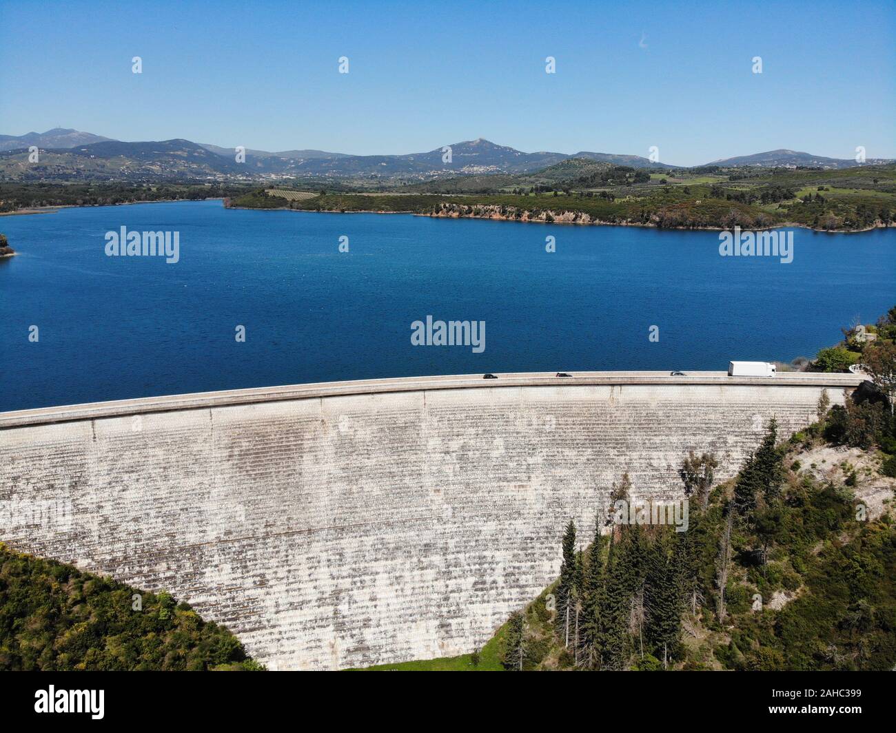 Marathon lake and its dam,at Greece Stock Photo - Alamy