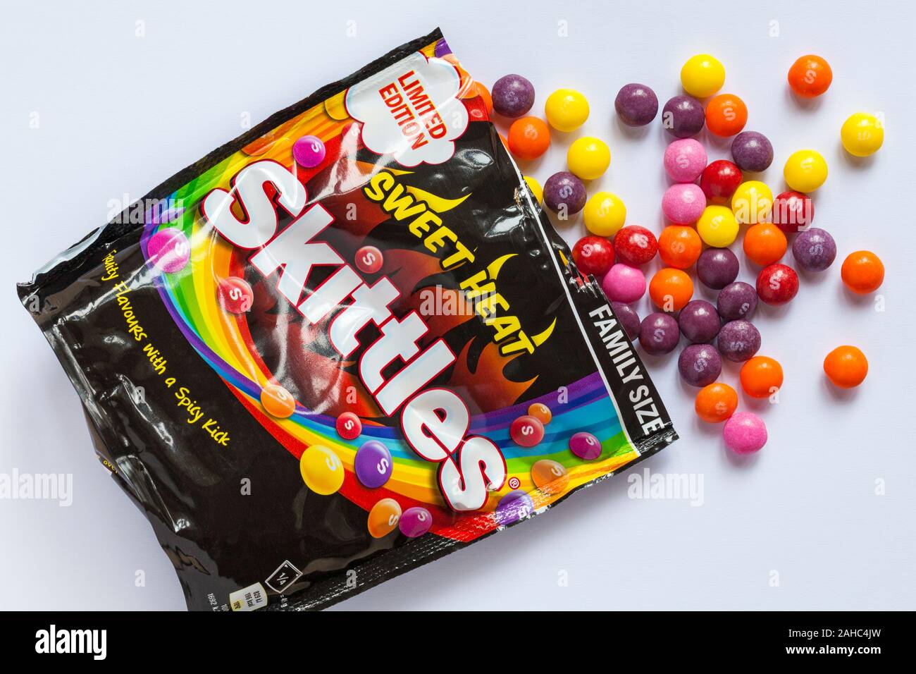 Packet of skittles sweets hi-res stock photography and images - Alamy