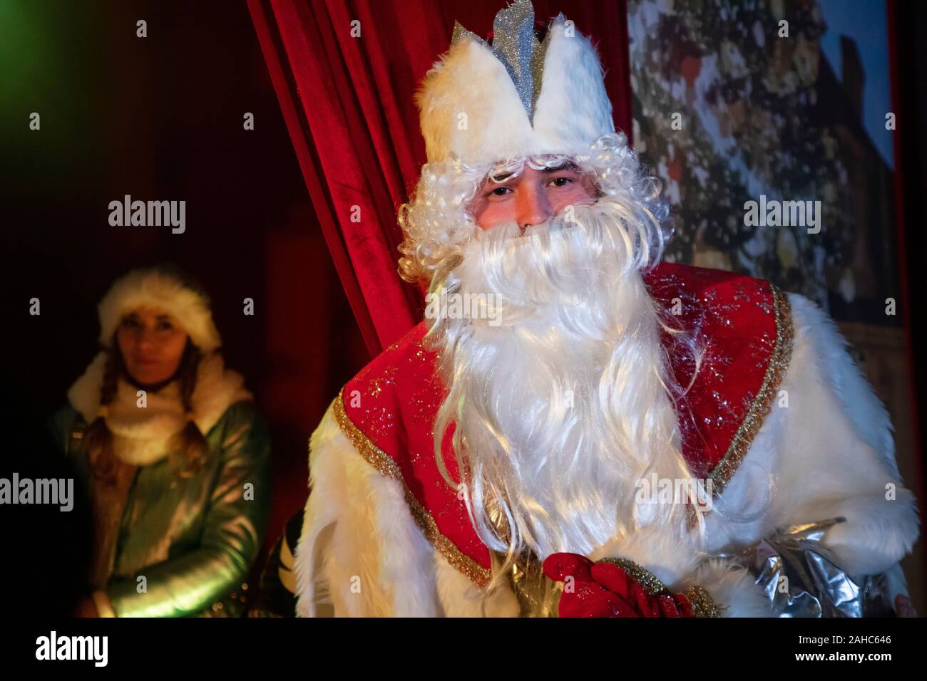 Moscow, Russia. 27th of December, 2019 People dressed as Father Frost ...